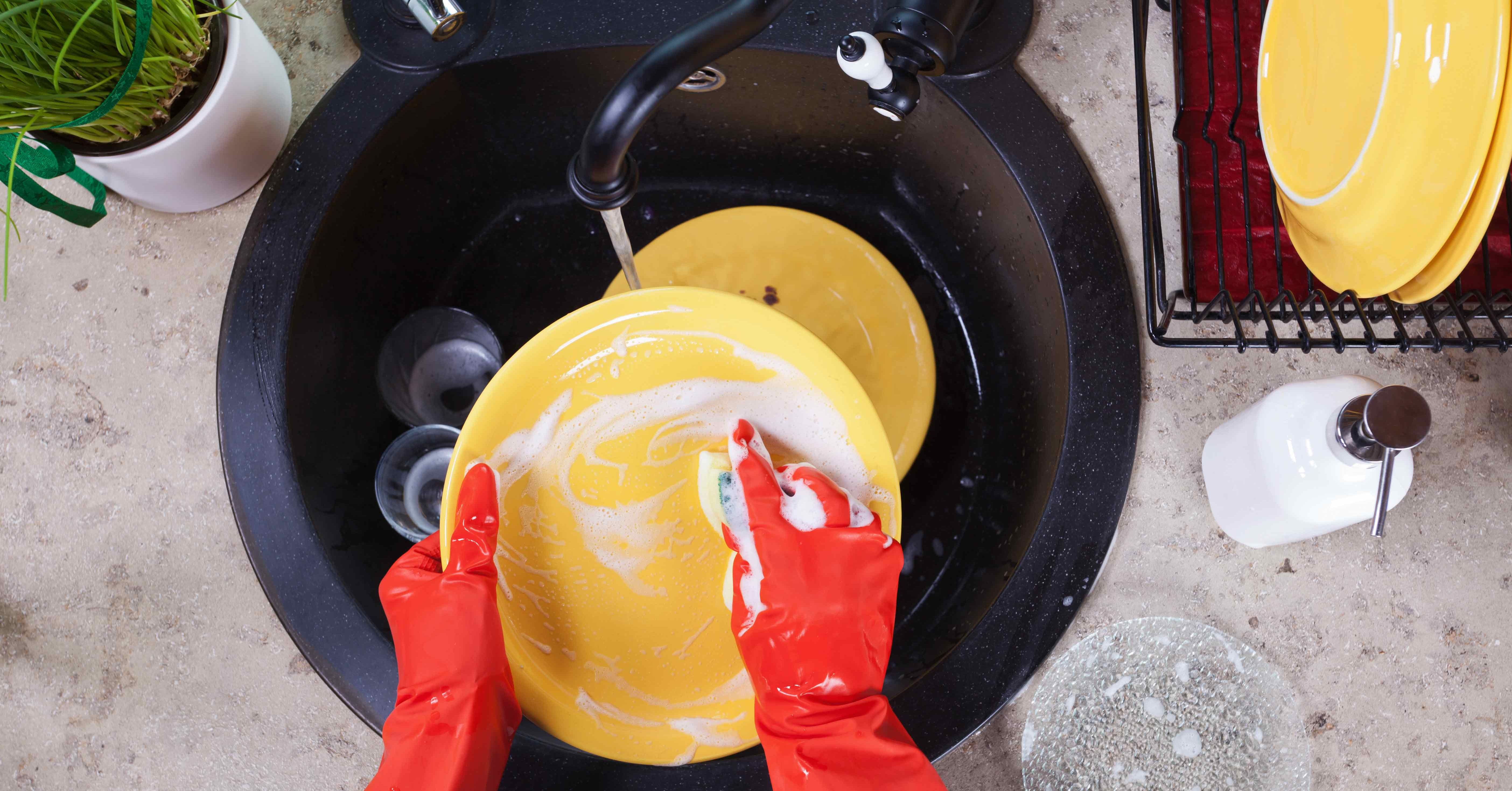 Spotless and Sparkling Clean — Daily Dishwashing Tips and Tricks - AMC